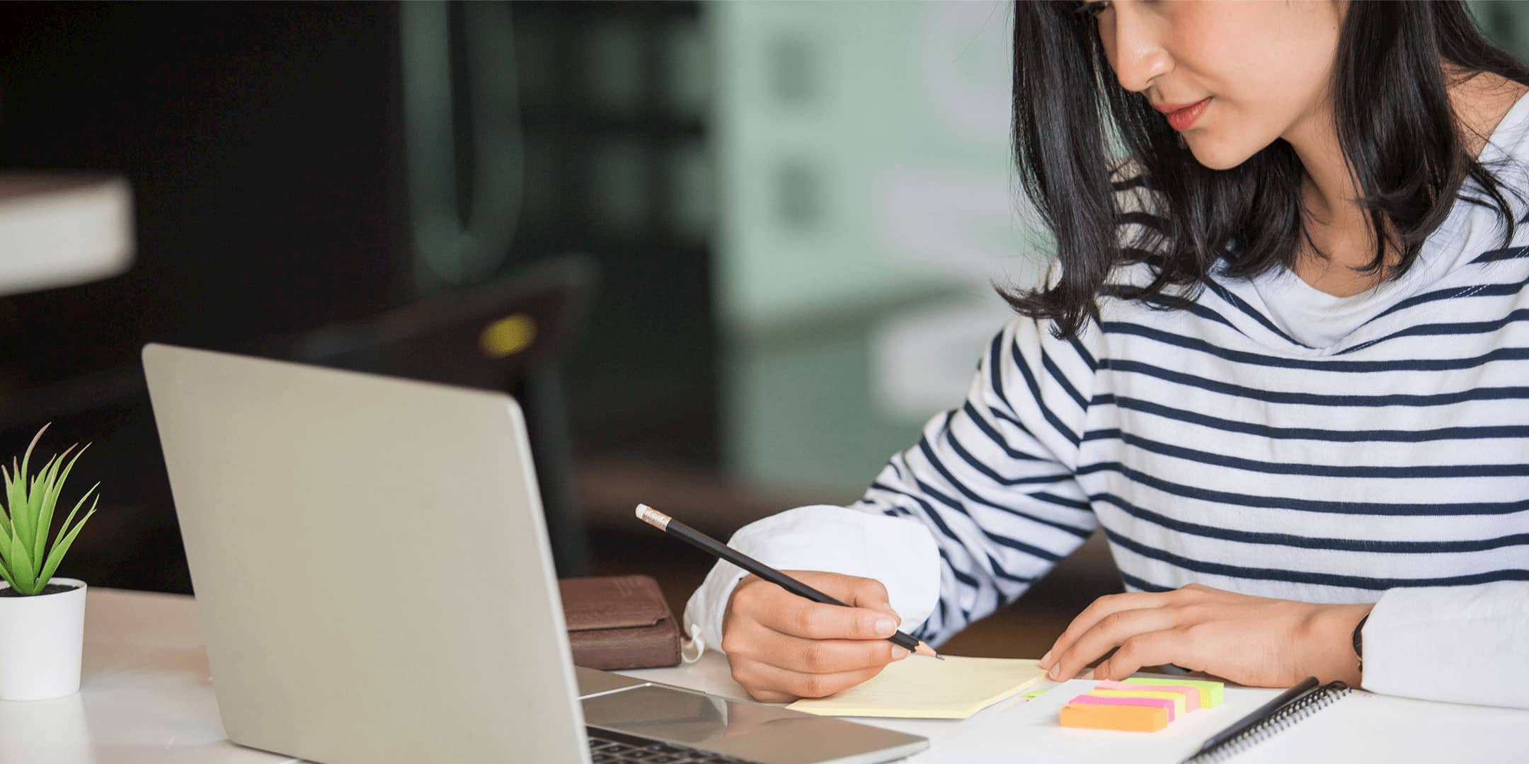 How to Create an Effective Remote Work Policy [Checklist]